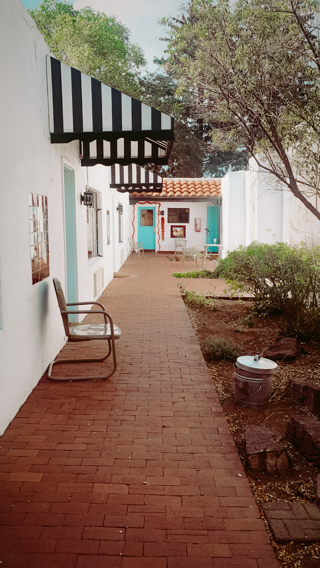 Five Favorite Vintage Roadside Motels - Southwest U.S.A.